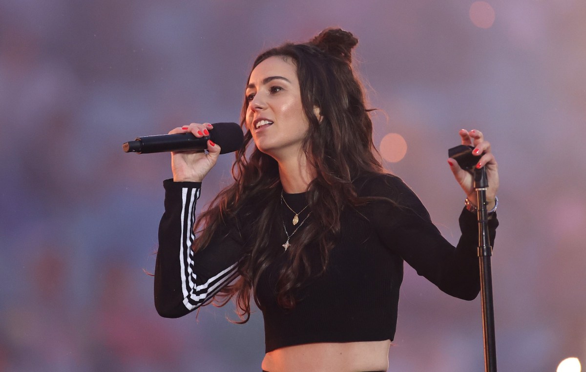 Amy Shark ‘Sway My Way’ Interview | Cam Mansel